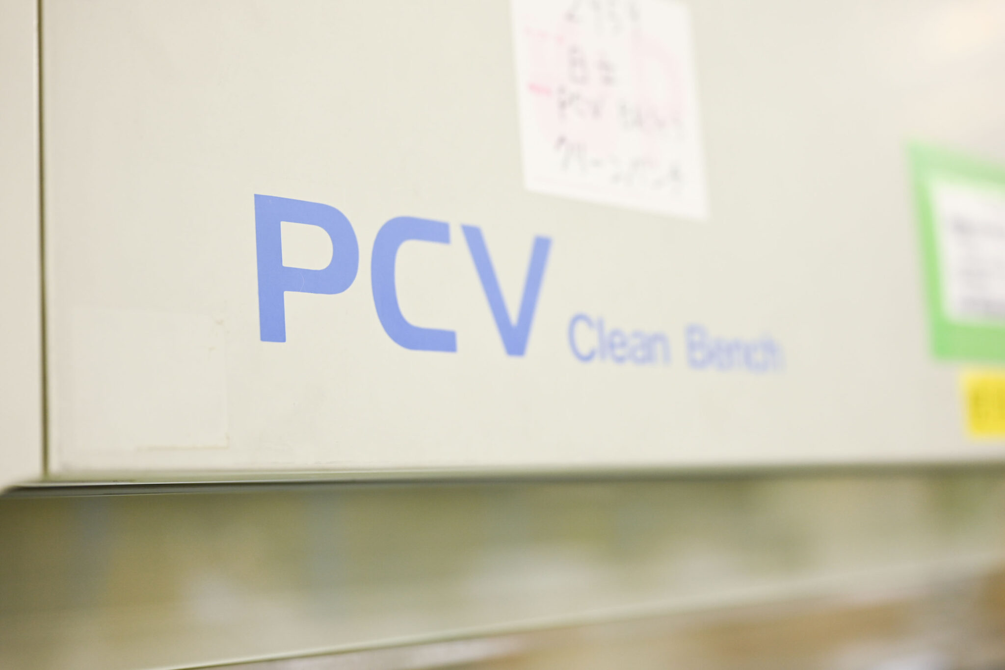 2959・日立 /PCV-1305BNG3 /クリーンベンチ/130㎝幅