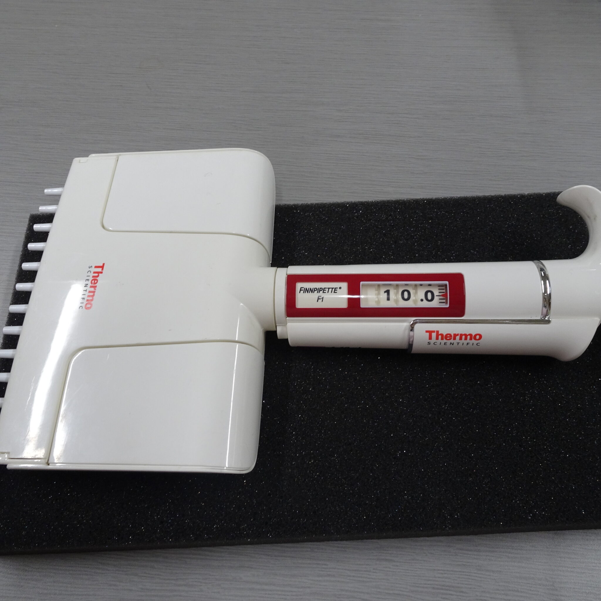 FIN(サーモ)/4661040/フィンピペットF1/12ch/1-10μ/校正証明書付属/￥88,110→￥48,400(税込み・送料別)