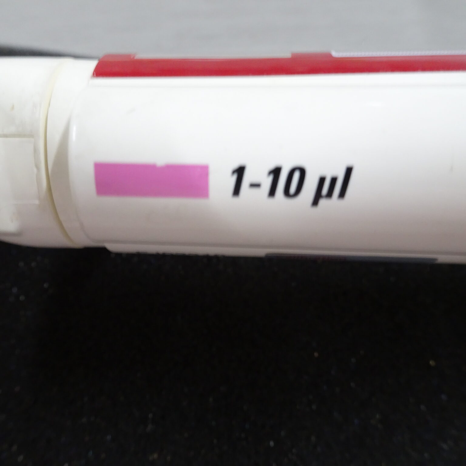 FIN(サーモ)/4661000/フィンピペットF1/8ch/1-10μ/校正証明書付属/￥77,275-(税込み・送料別)