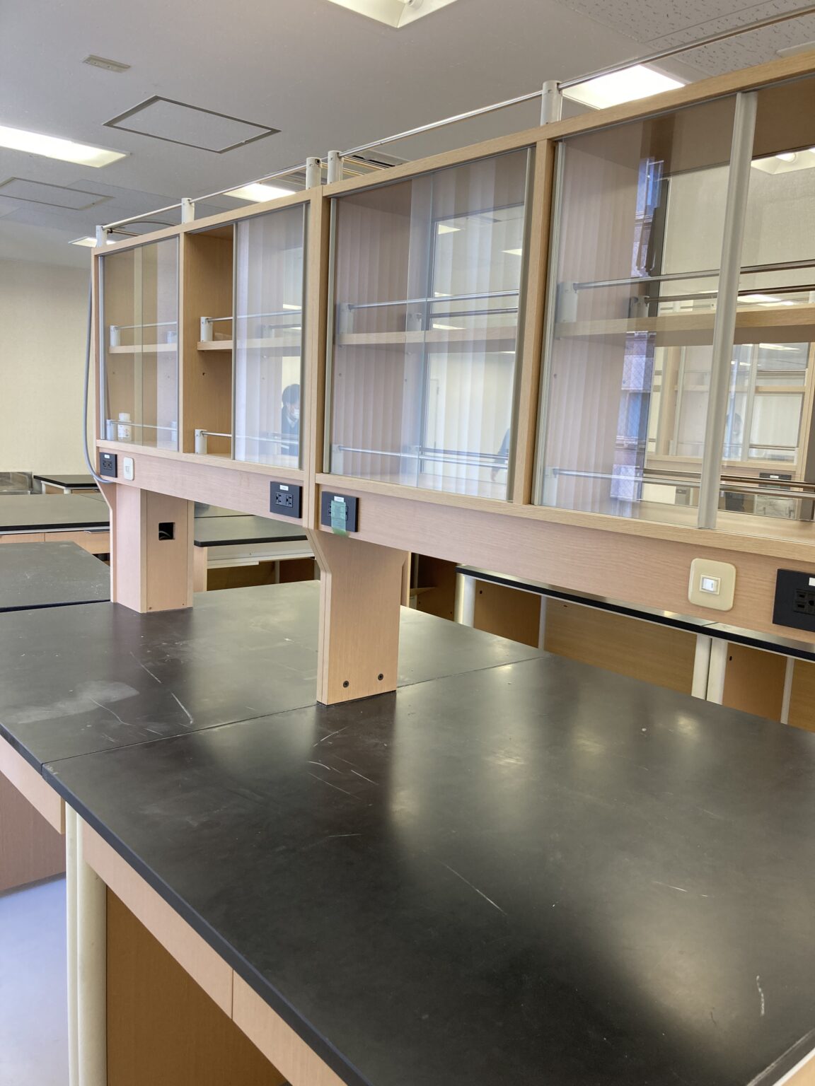 オリエンタル技研/OGK-VQCB-C2120/中央実験台/W120×D140×H90cm/引き出し付き/